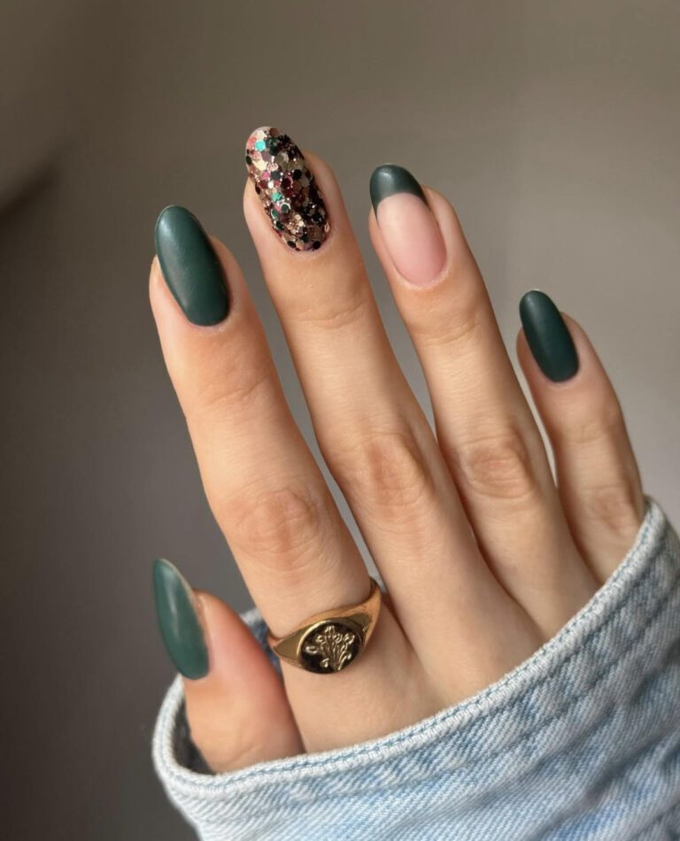 25+ Trending Fall Nail Design Inspo for 2026 - Farah Salem