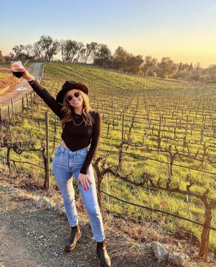 The Ultimate Guide to Fall Wine Tasting Outfits for Women - Farah Salem