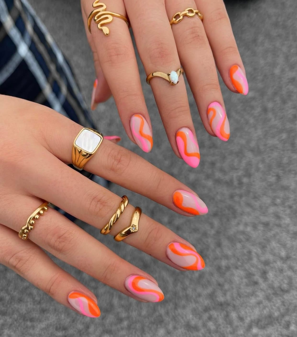 25+ Cute & Simple Line Nail Designs You Should Try - Farah Salem