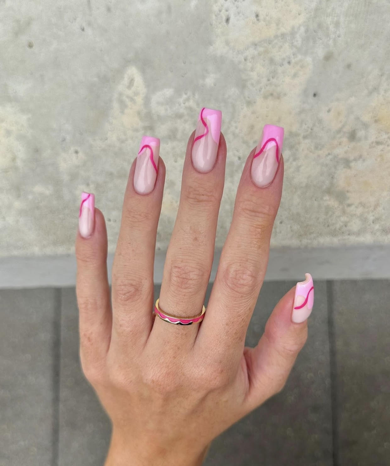 25+ Cute & Simple Line Nail Designs You Should Try - Farah Salem