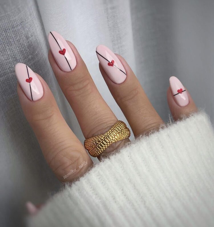 25+ Cute & Simple Line Nail Designs You Should Try - Farah Salem